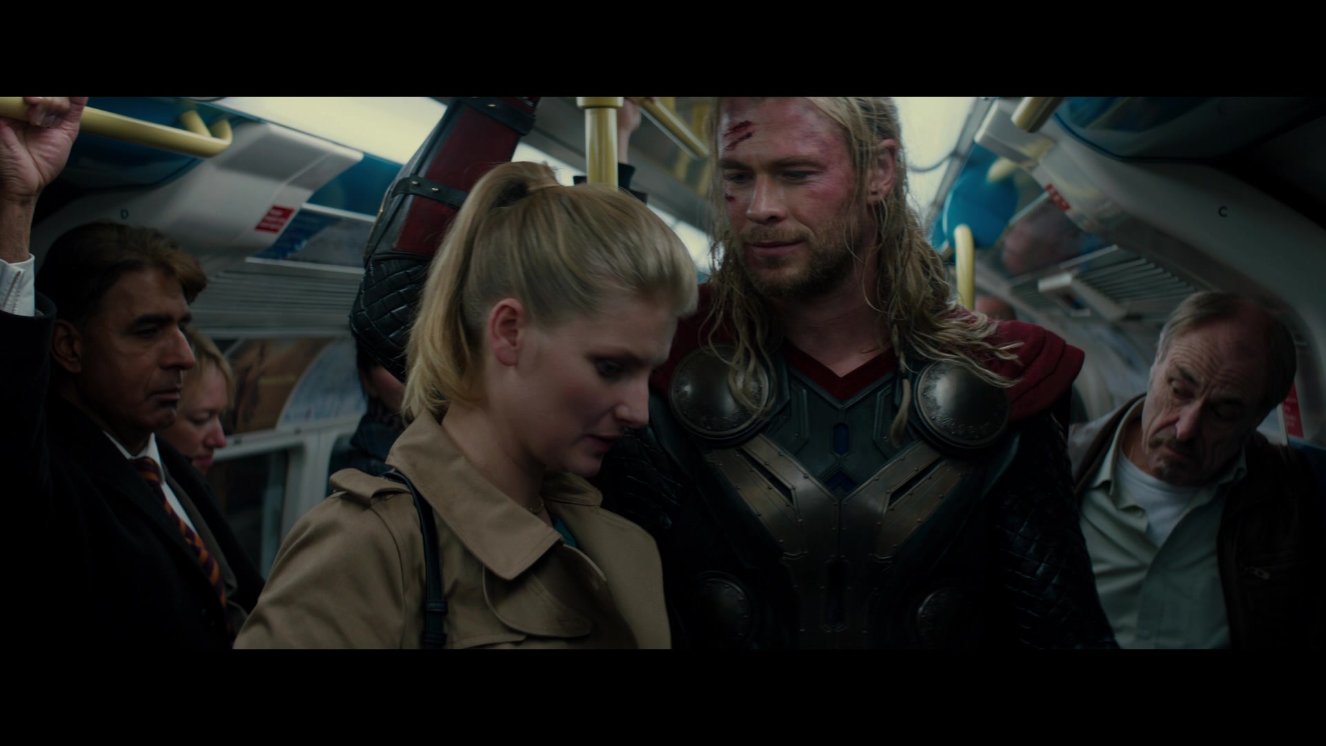 Thor: The Dark World - Thor2-02788 - Marvel & DC Screencaps